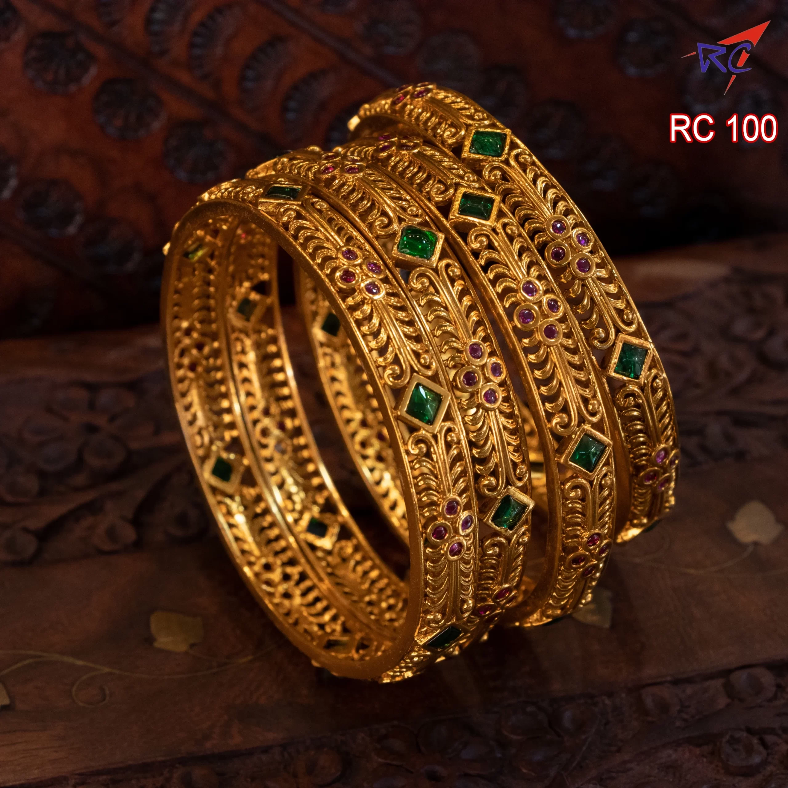 Antique Finish Traditional pattern Green Kemp Bangle set | RC Akshaya